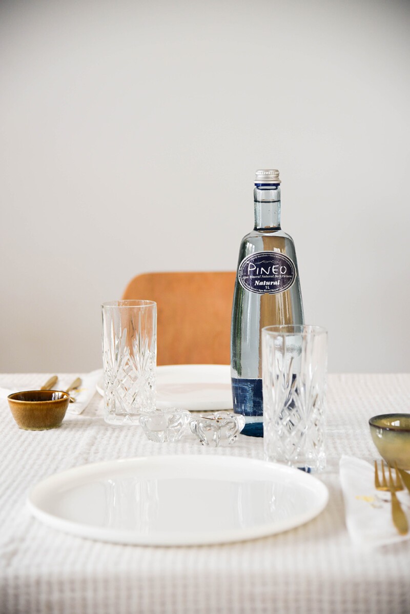 Pineo, agua mineral natural, agua saludable